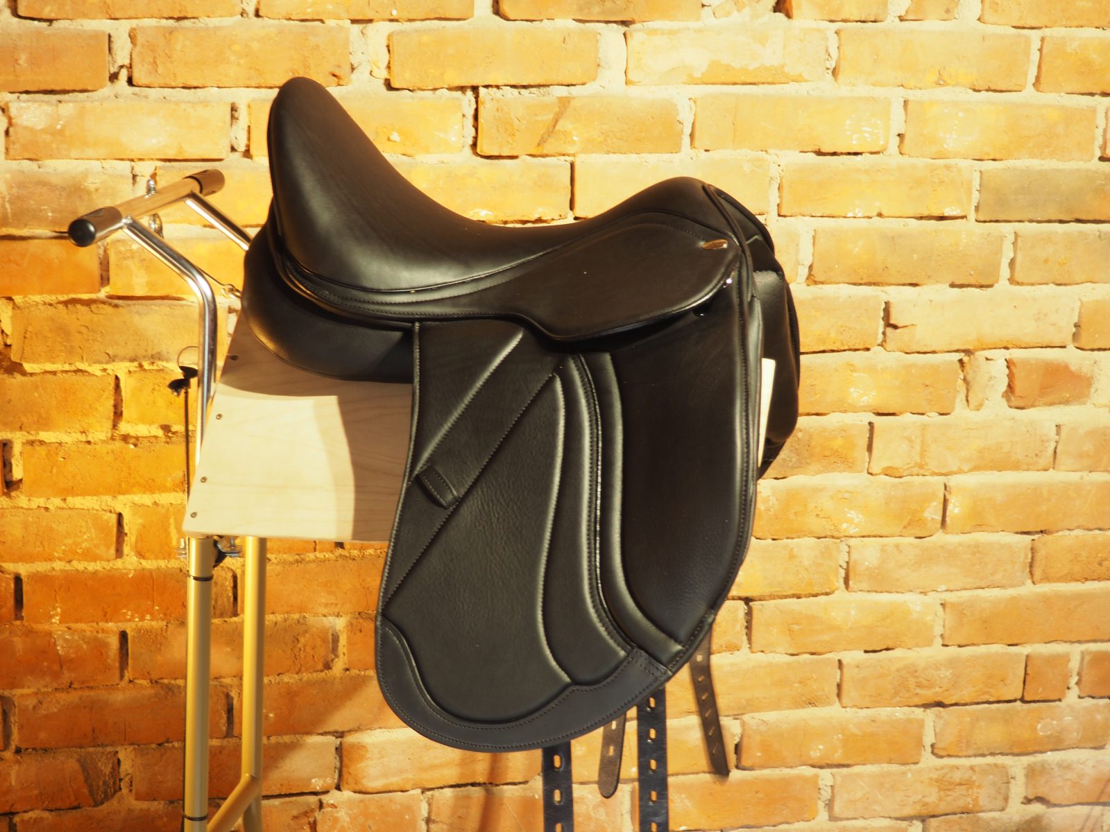 Jorge Canaves Sättel – FM Sattelservice