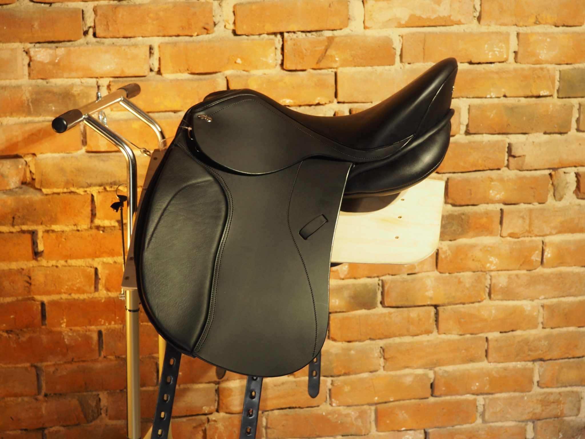 Jorge Canaves Sättel – FM Sattelservice